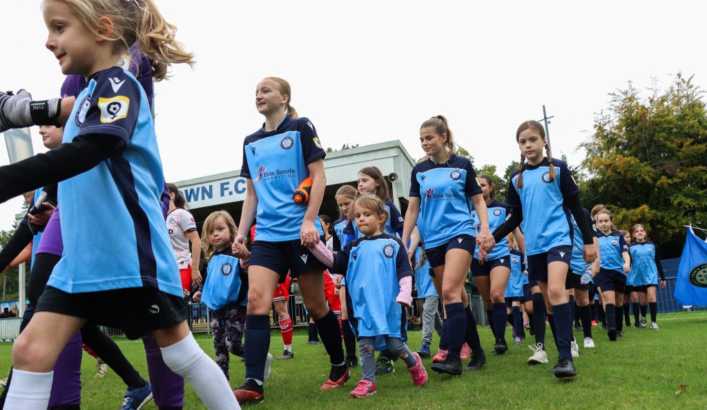 News | Fleet Town FC